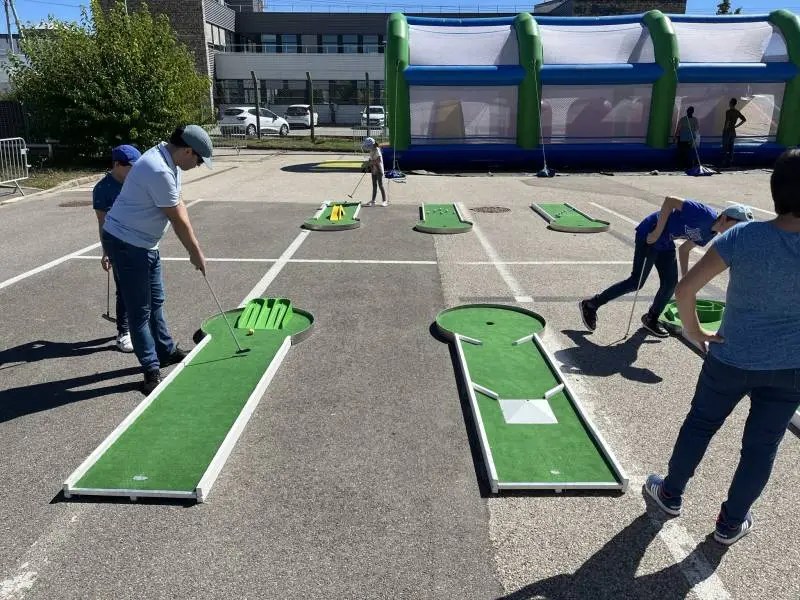 Monkey golf – THE MONKEY CAMP – CENTRE DE LOISIRS